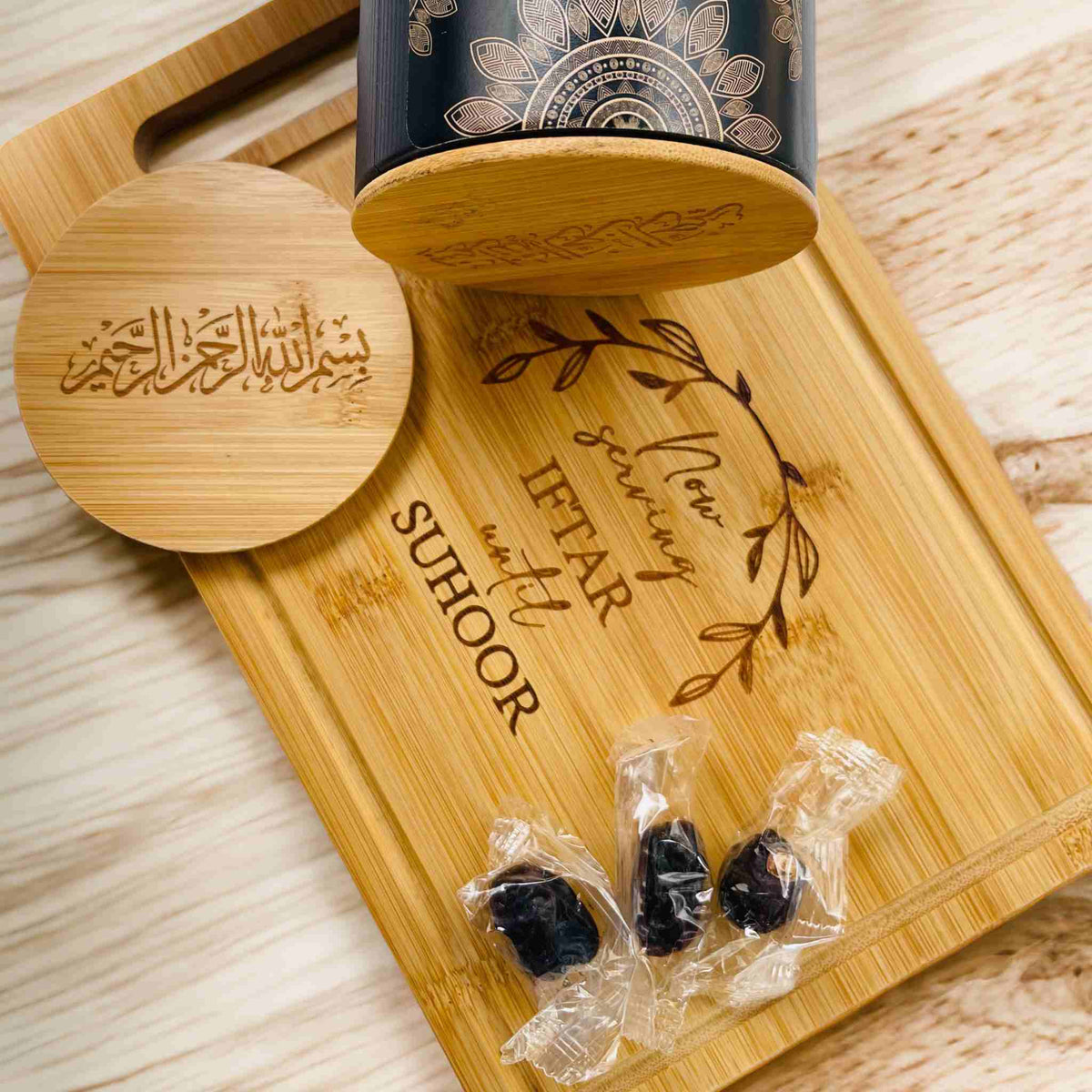 Premium Ajwa Dates -Individually Wrapped Refillable Gift Set 500g – AlHiqma